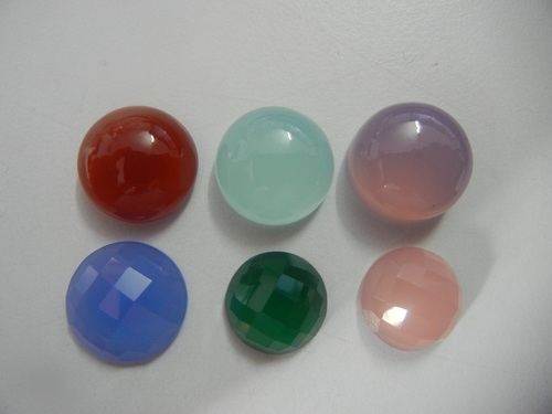 Buy loose faceted and cabochon chalcedony gemstones