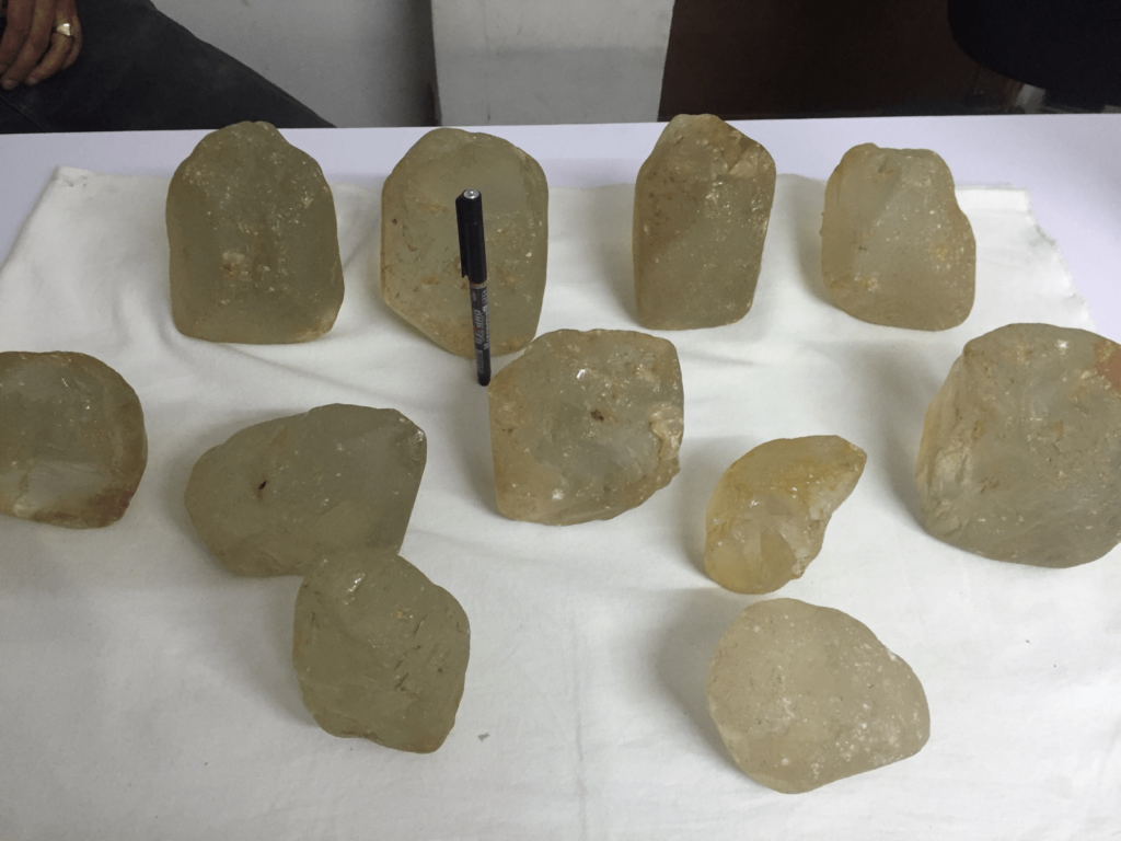 White Topaz Rough Supplier- Brazil, Orissa, Mozambique, Nigeria